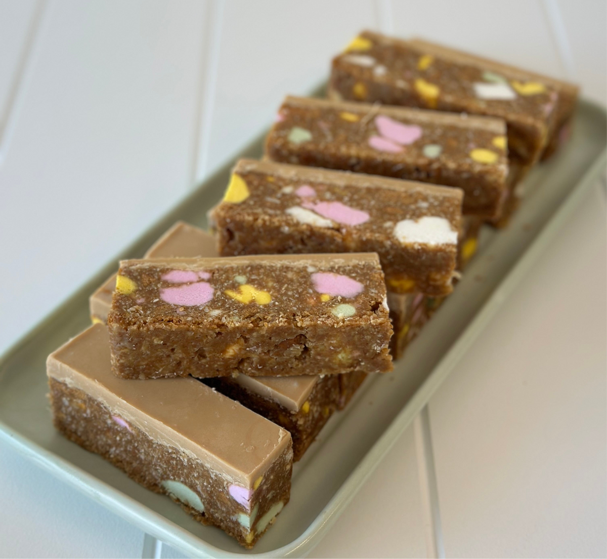 Biscoff Lolly Slice – This Little Cakery
