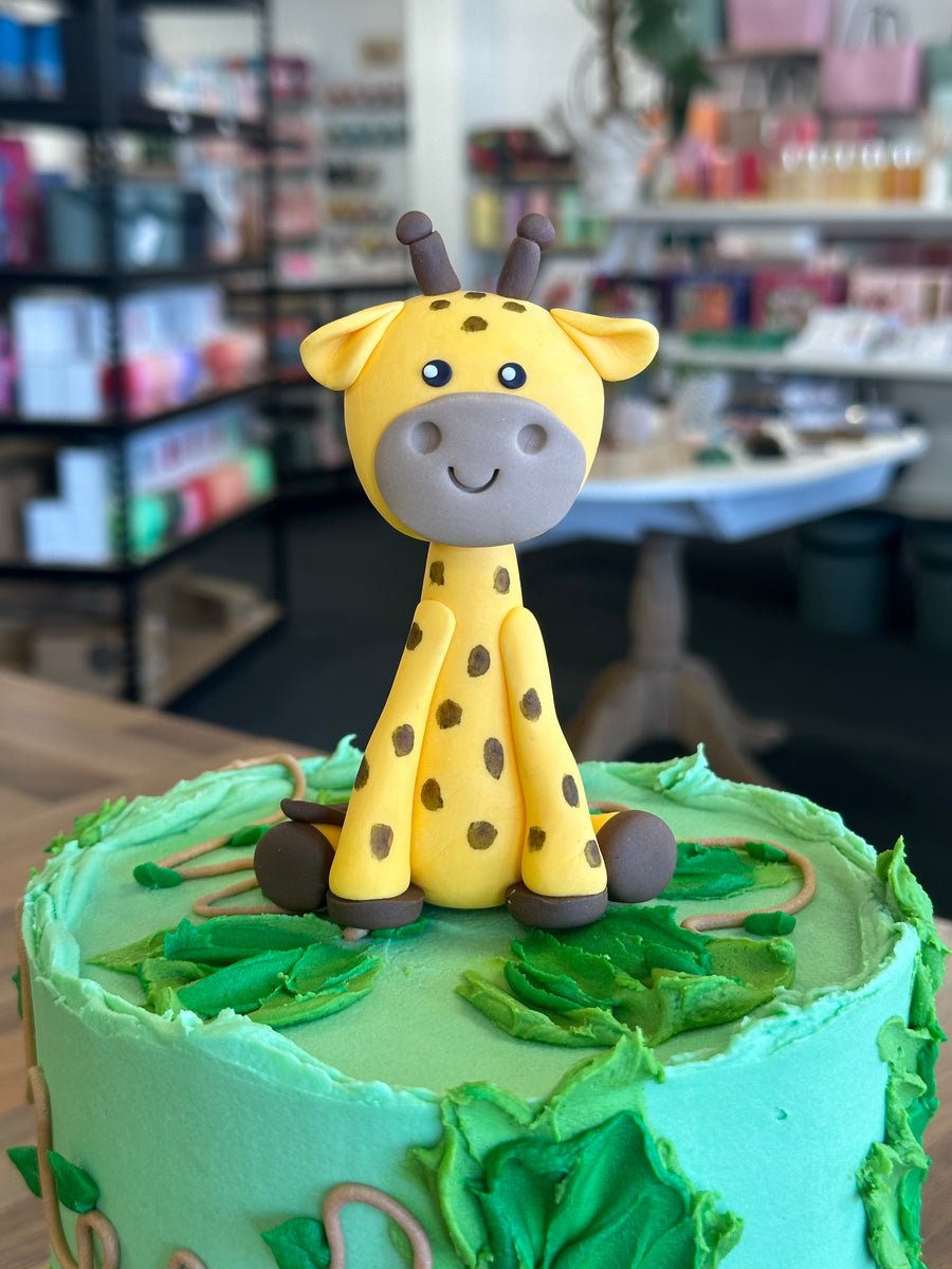 Giraffe - Fondant Cake Topper – This Little Cakery